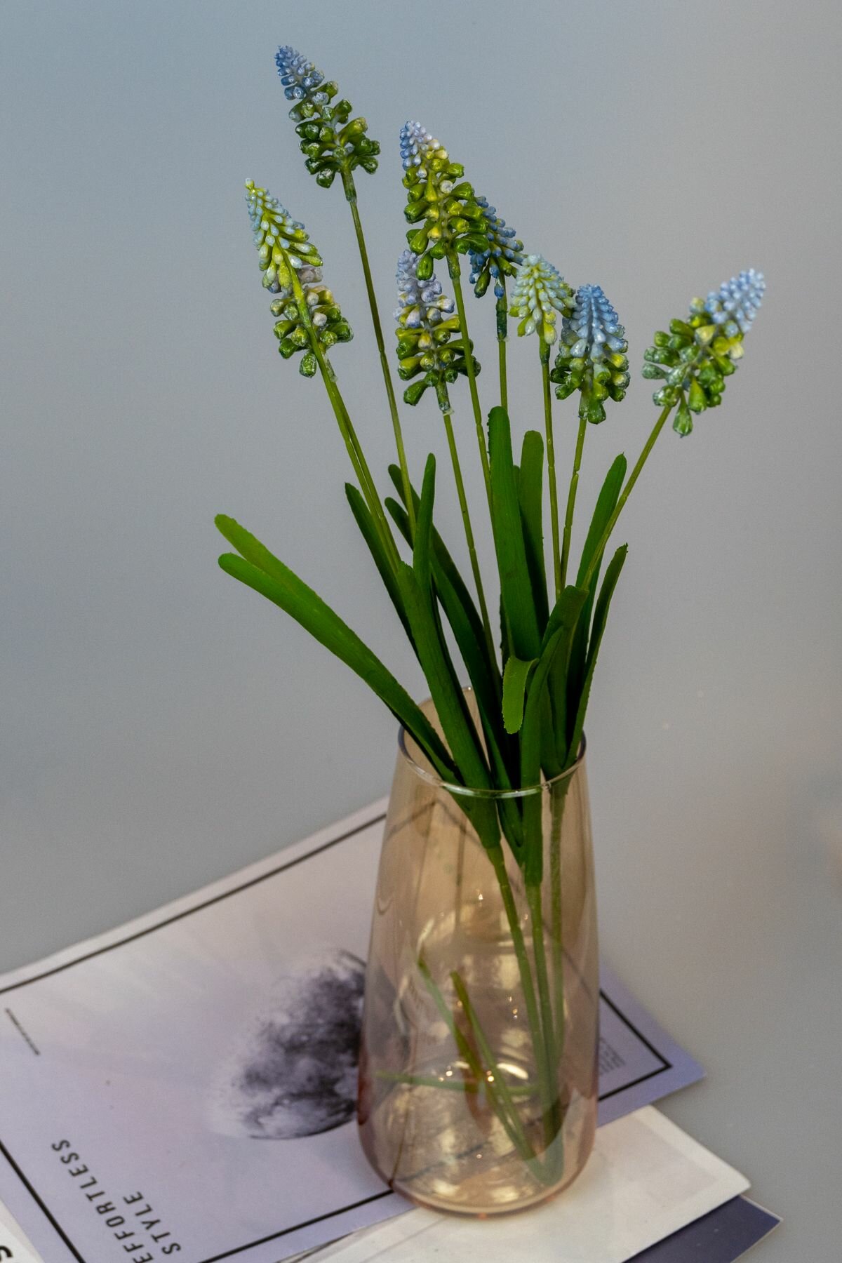 Искусственные цветы для декора весенний букет Мускари гиацинт из силикона голубой 3 ветки 57 см / Реалистичный искусственный цветок