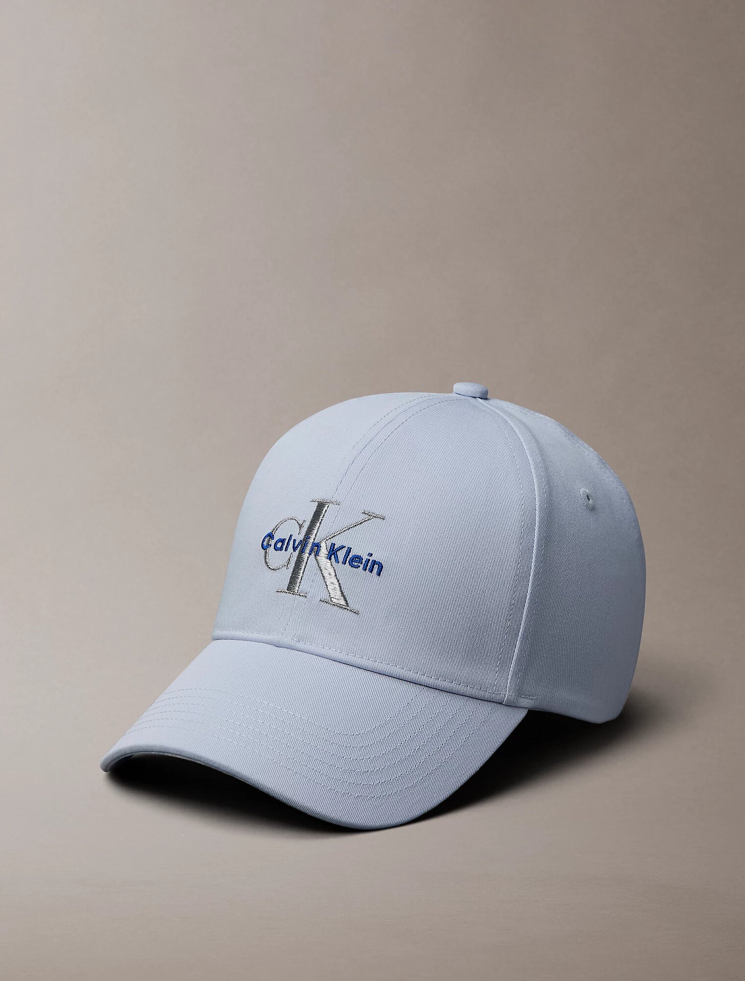 Кепка для мужчин и женщин