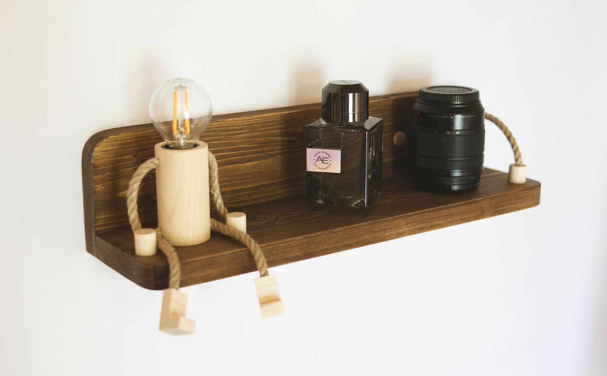 Полка деревянная с подсветкой ONEMAN SHELF WALNUT
