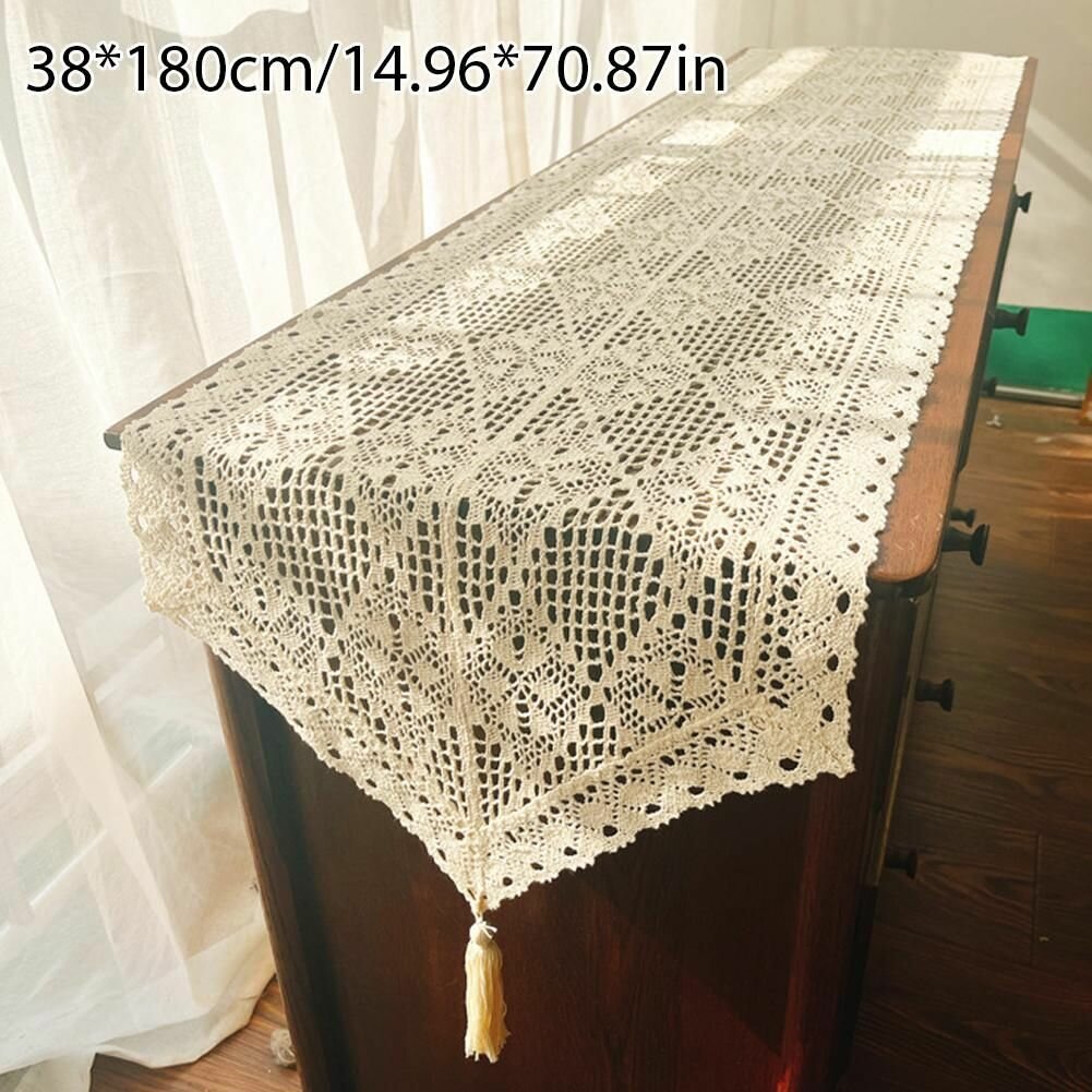 Хлопковая вязаная крючком скатерть-дорожка