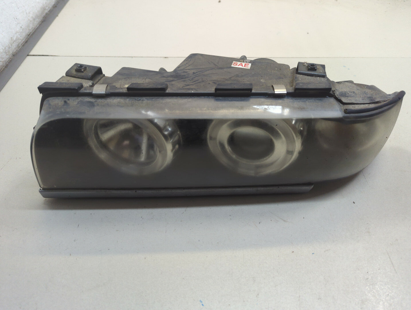 Фара (передняя) левая BMW 7 E38 Б/У