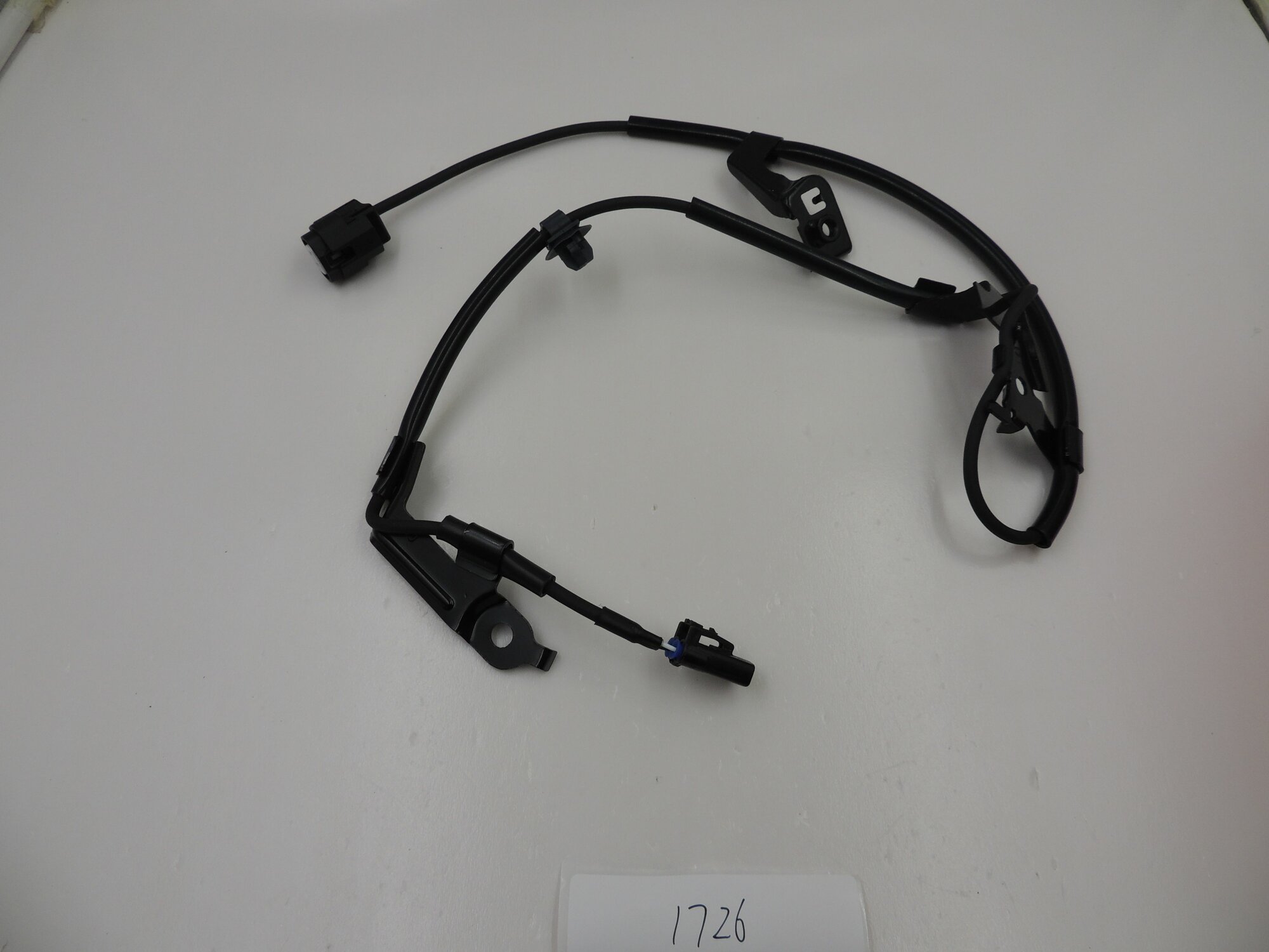 Датчик ABS 89516-0N010 Toyota