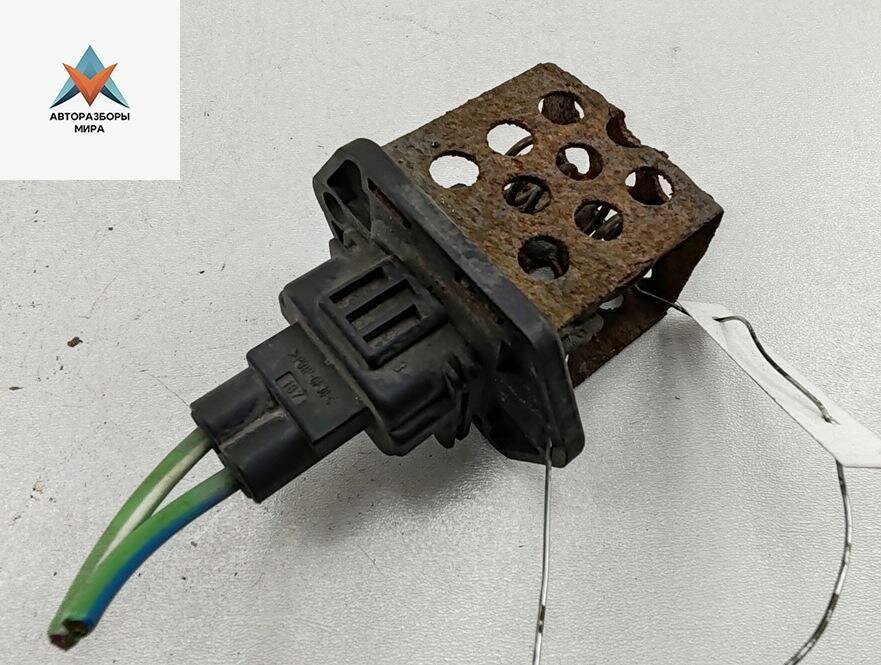 Блок управления вентилятором (реле) Ford Mondeo 3 2002