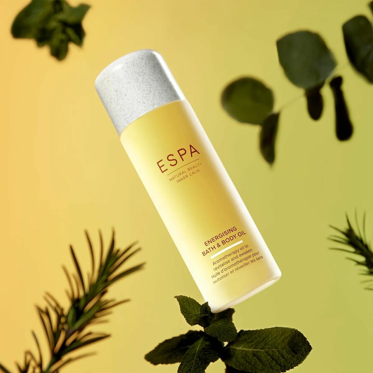 ESPA Масло ароматическое для ванны и тела Energising Bath and Body Oil, 100 мл (#BAM #парфюм #ароматическоемасло #ароматерапия / Energising Bath and Body / Цветочный / Caprylic/Capric Triglyceride, Glycine Soja (Soybean) Oil, Prunus Amygdalus Dulcis (S.