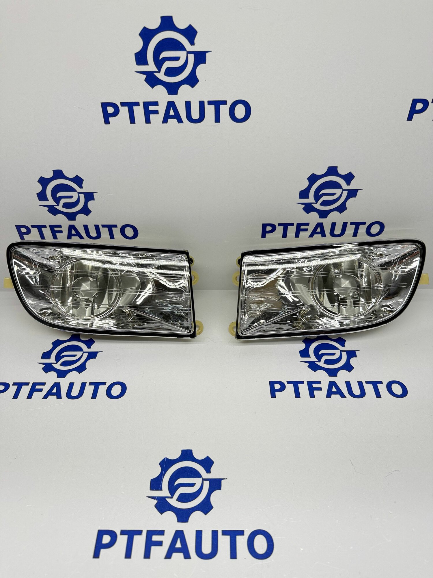 Противотуманные фары Skoda Octavia A5 (2004-2009)