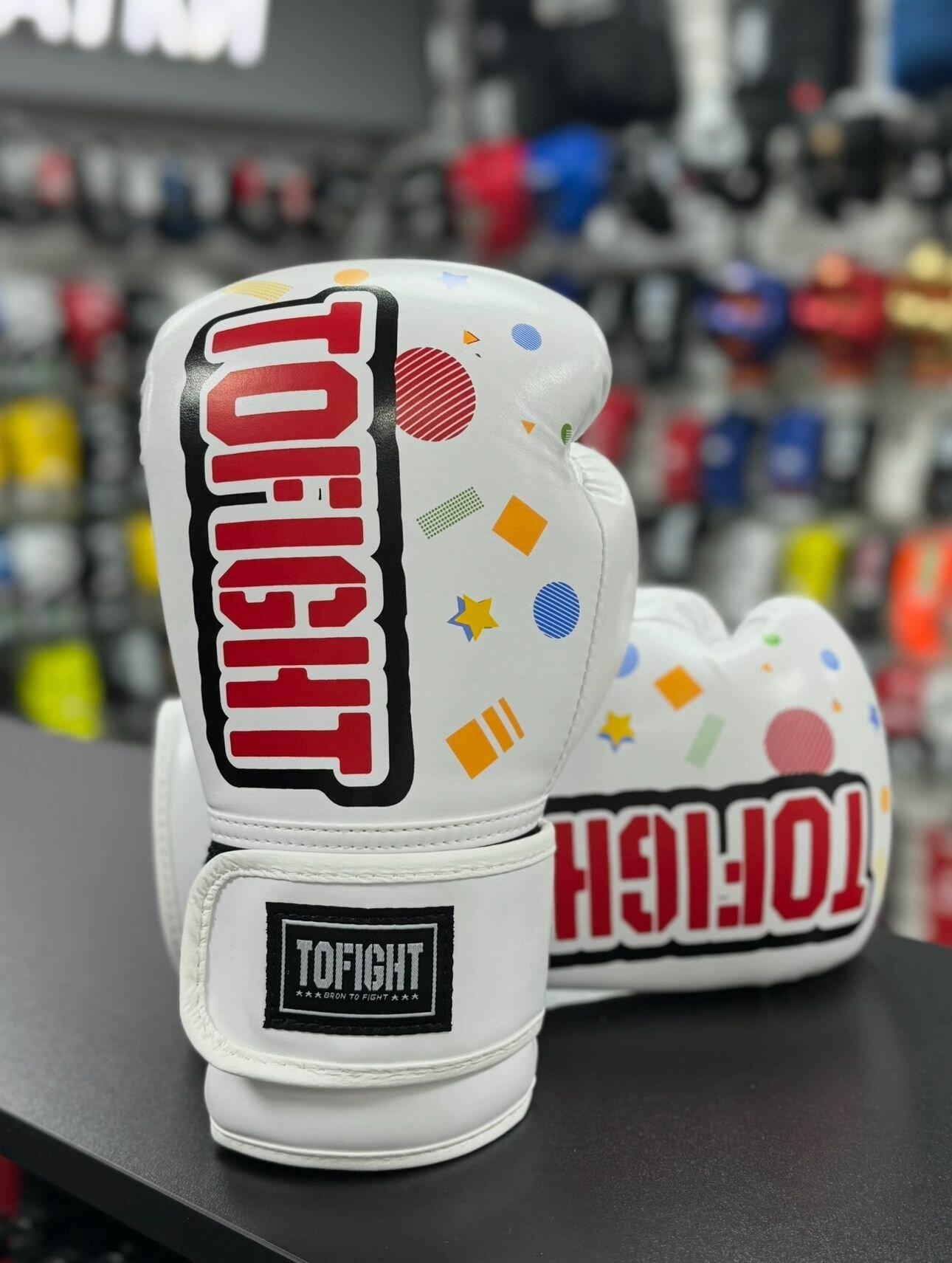 Боксерские перчатки белые (6 oz)