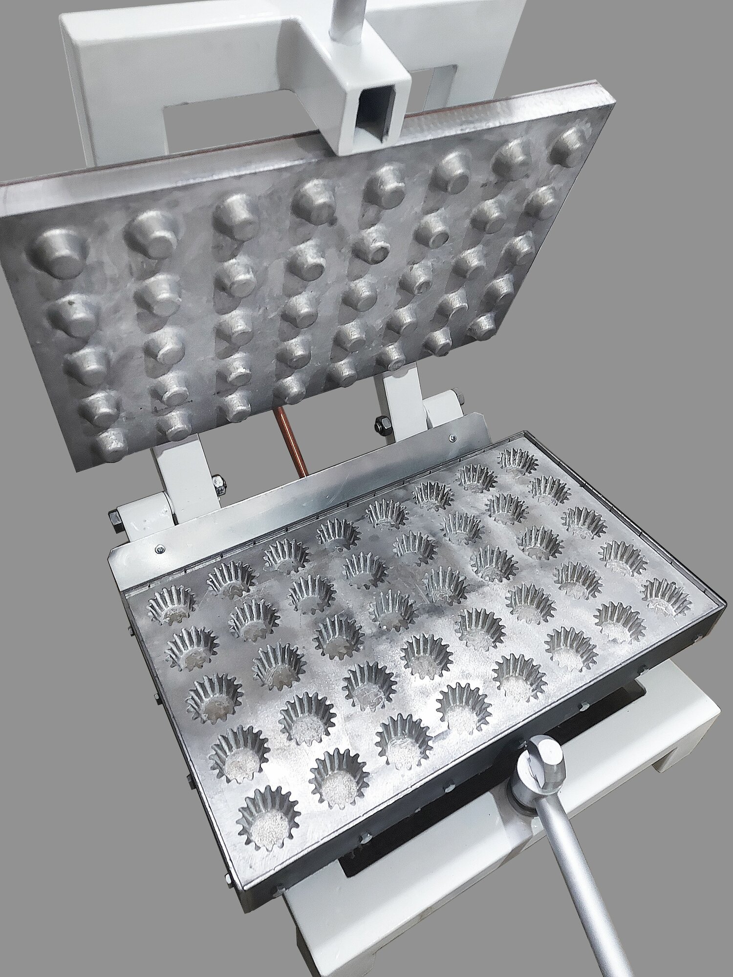 Печь - промышленная для кондитерского производства на 40 корзинок