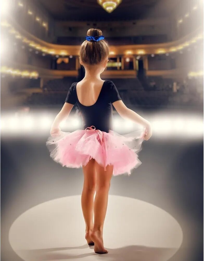 Алмазная Картина "Девочка Балерина" 5D Круглый Бриллиант 30х40 См.