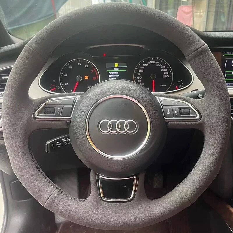 Накладка на рулевое колесо Audi RS5 2017-2023, натуральная кожа, черная отделка, без отверстий