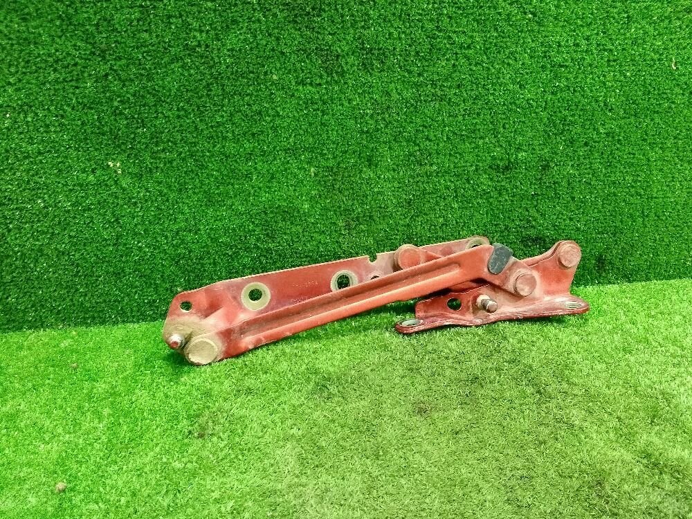 Петля крышки багажника правая Ford Focus 2 Б/У с пробегом