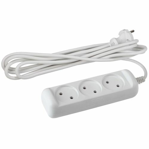 Удлинитель ЭРА U-3-1,5m Россия без зазeмления, 2х1мм2, 10А, ПВС, 3гн, 1,5м Б0028354