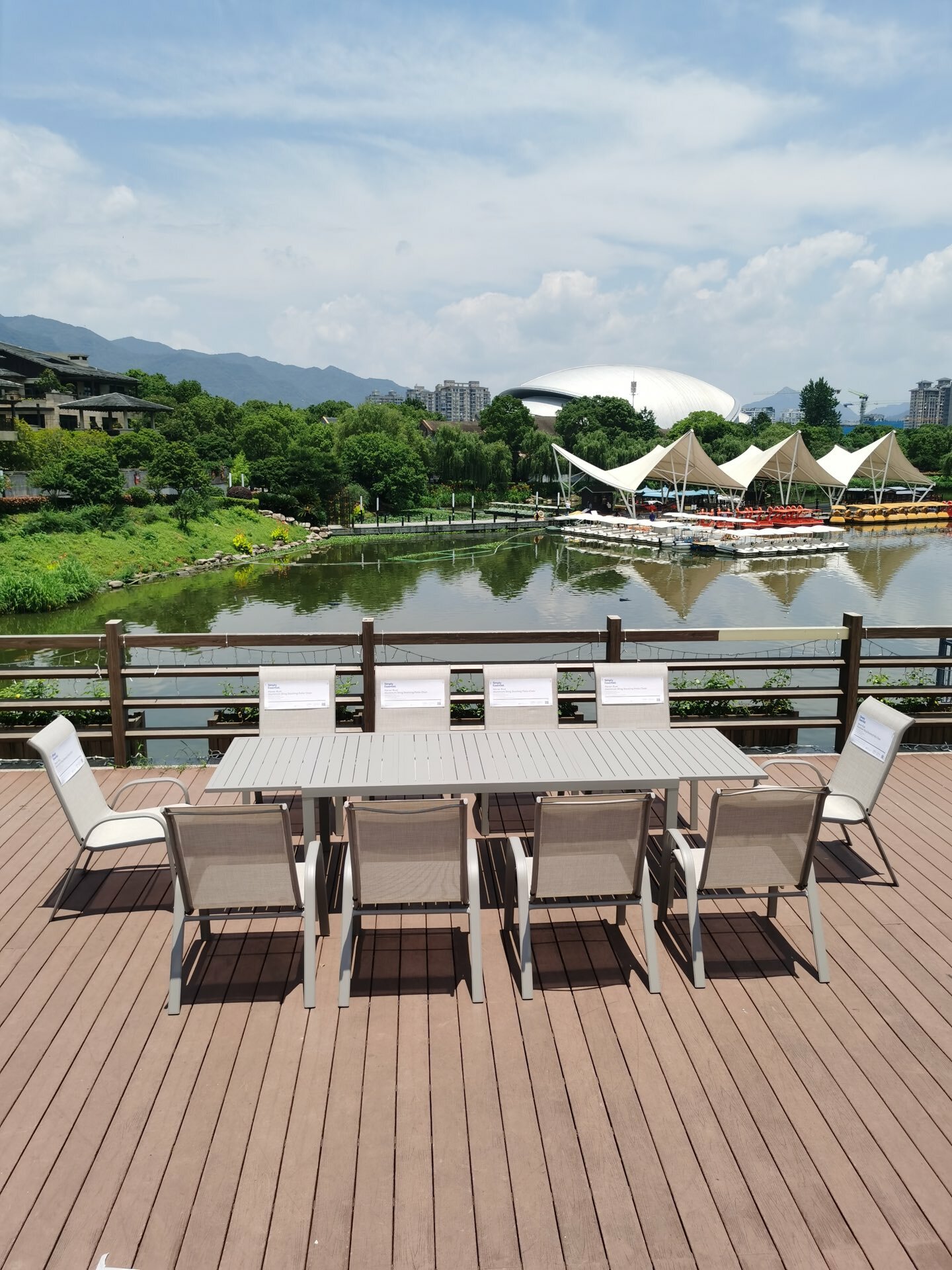 Комплект мебели садовой , уличной из 11 предметов, стол раскладной и 10 стульев, обеденная группа