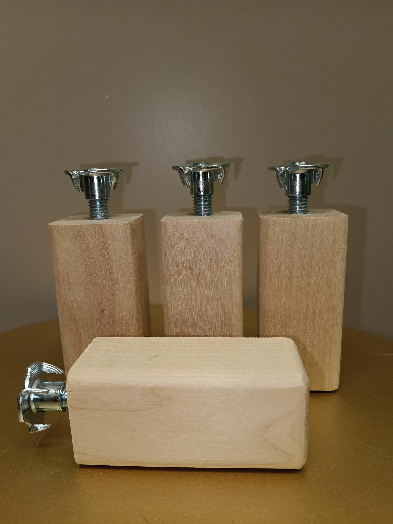 65 мм. Мебельная деревянная ножка 4шт./ Берёза. Шлифованная/ Шпилька М8 выступ 15 мм.