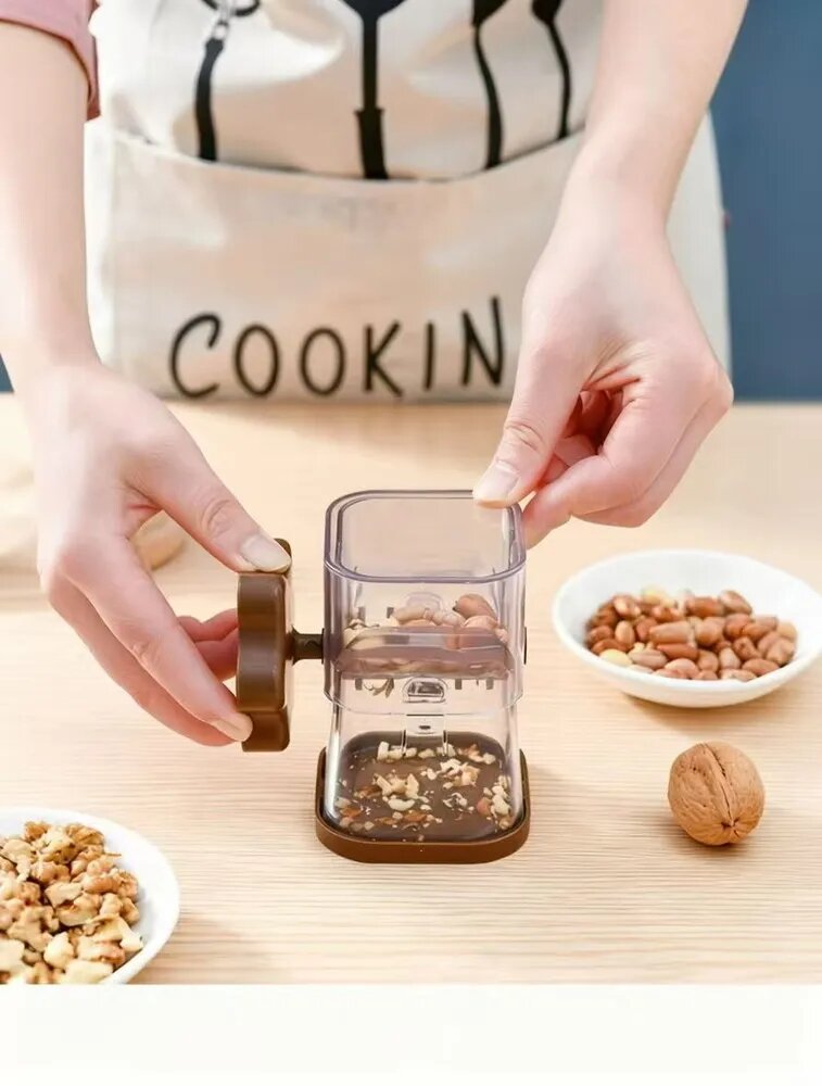 Ручная дробилка для орехов