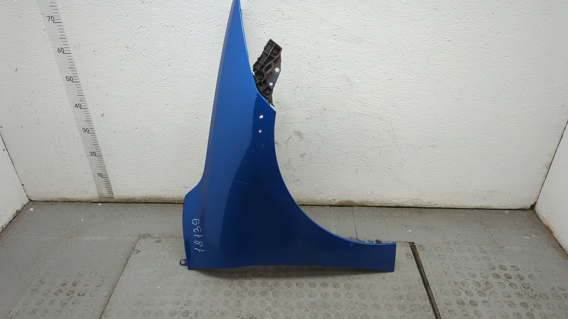 Крыло правое переднее Hyundai Elantra Б/У