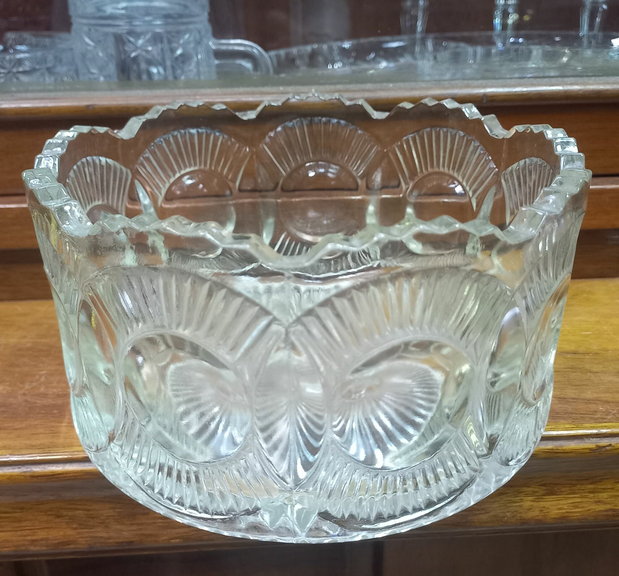 Винтажная советская ваза конфетница из хрусталя. СССР