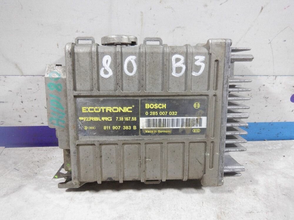 Блок управления двигателем Audi 80 B3