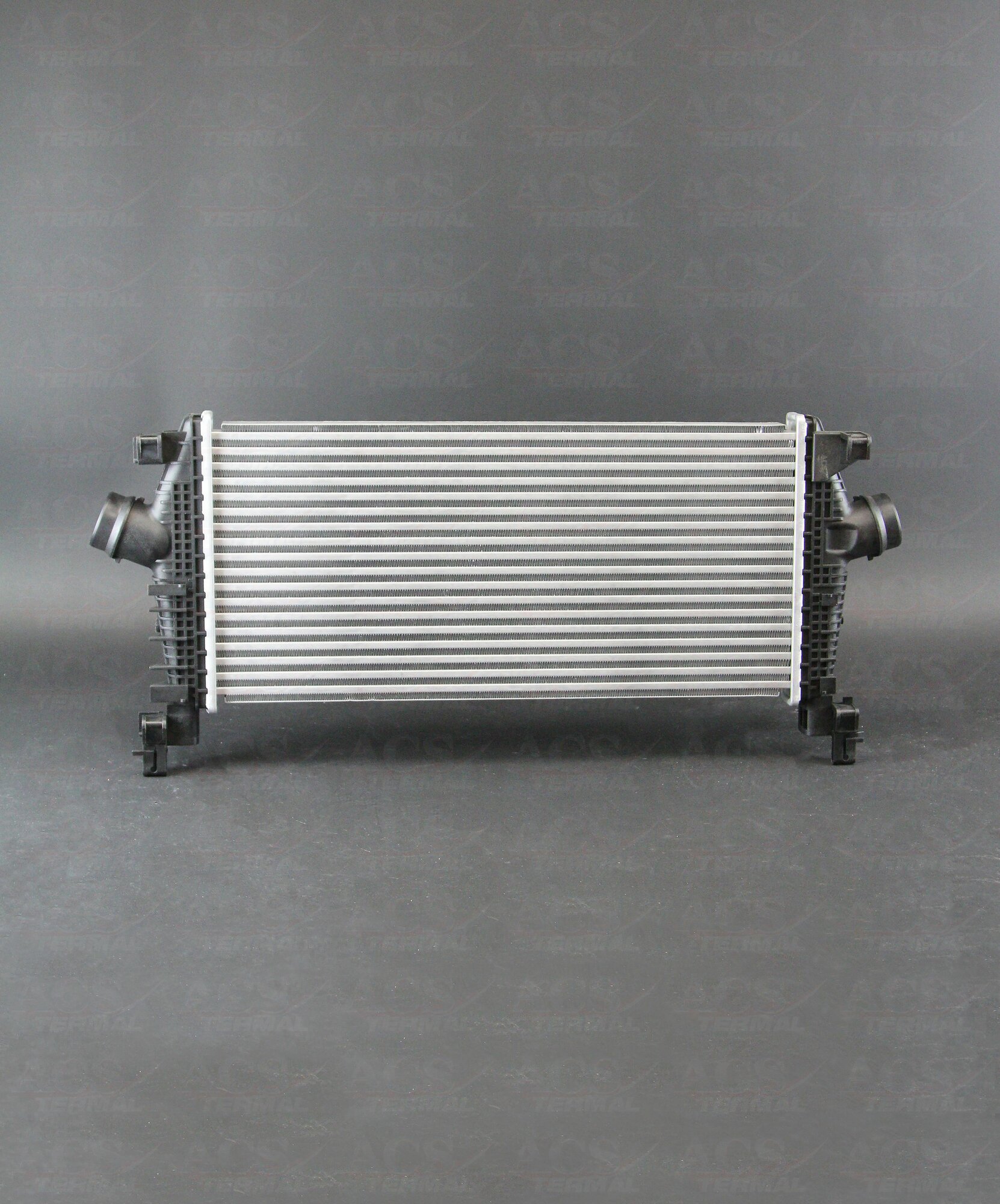 526556 Интеркулер для Opel Astra J(09-)1,4/1,6 16V TURBO MT