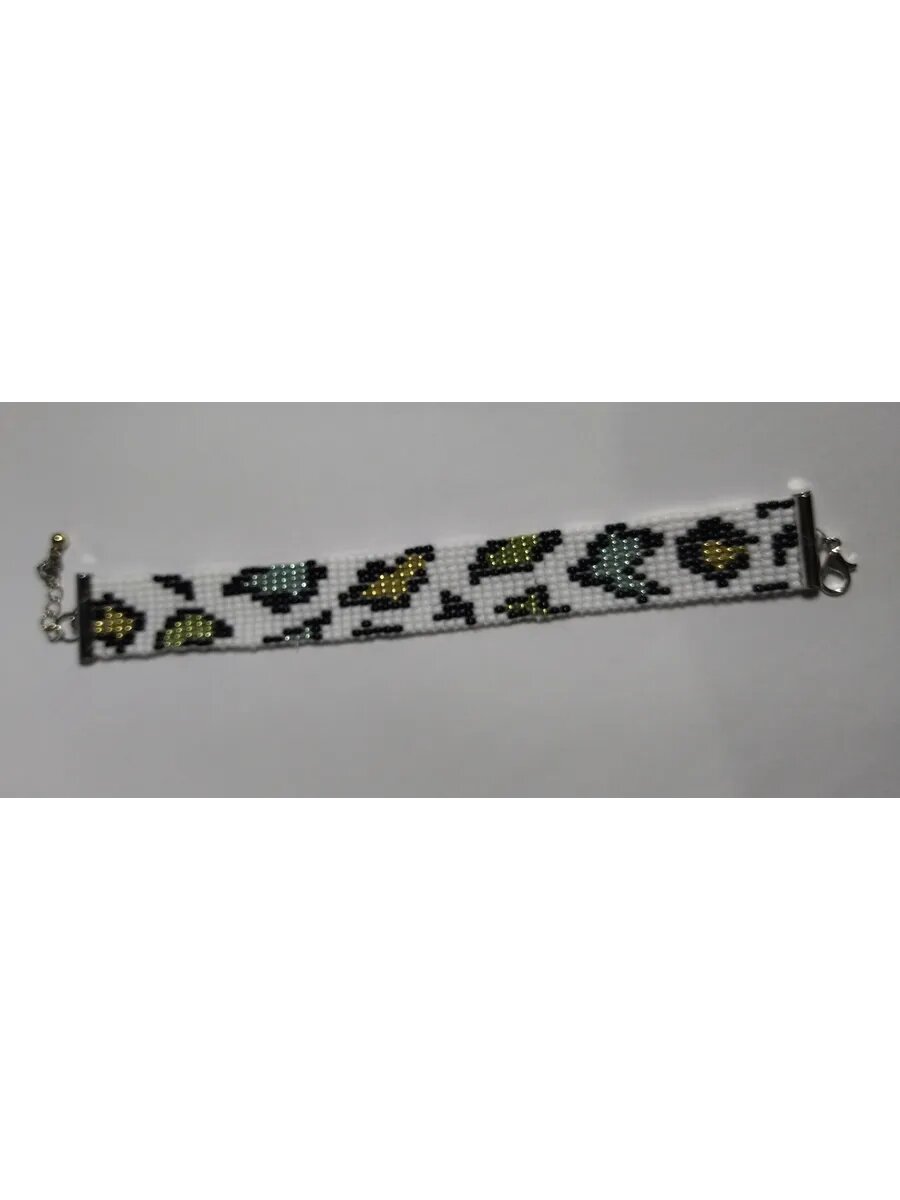 Браслет, бисер