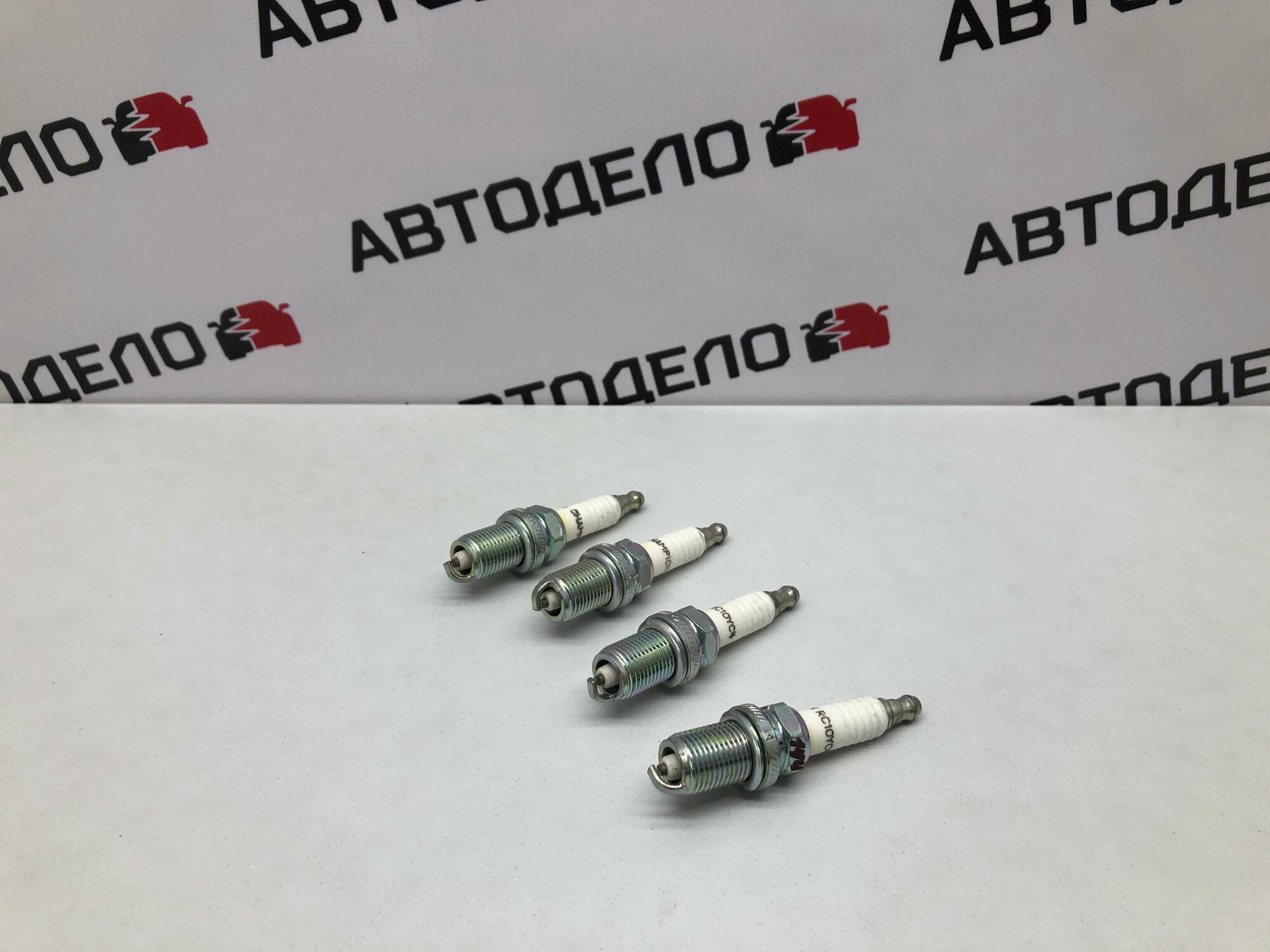 Свечи зажигания 4 шт. CHAMPION RC10YC4 4A-FE Camry
