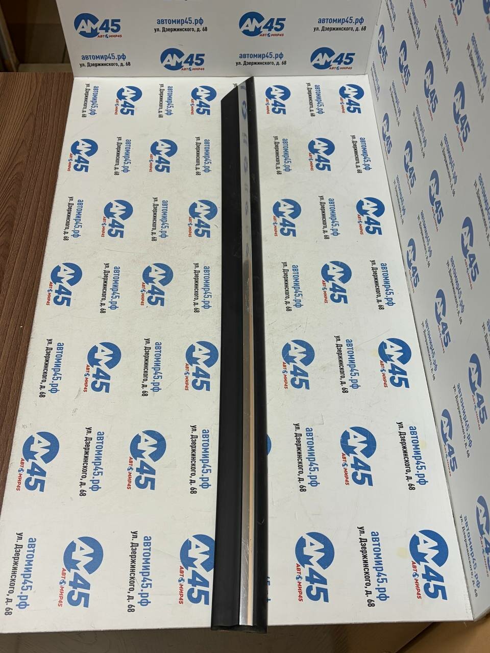 Молдинг двери задней правой Daewoo Nexia New