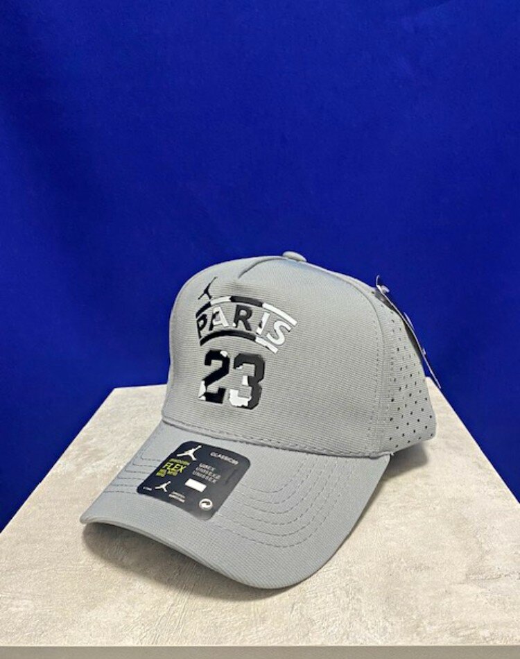 ПСЖ футбол кепка летняя фк футбольного клуба PSG ( Париж , Франция ) бейсболка в сеточку с регулировкой размера аксессуары