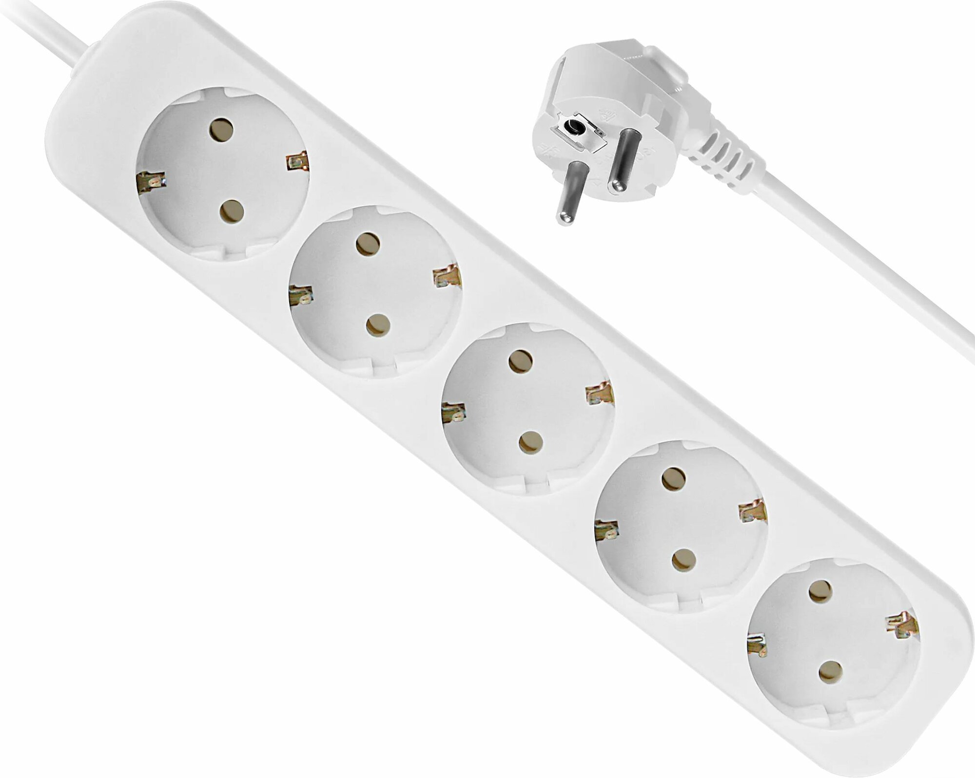 Удлинитель с заземлением Defender E550 5.0 м, 5 розеток