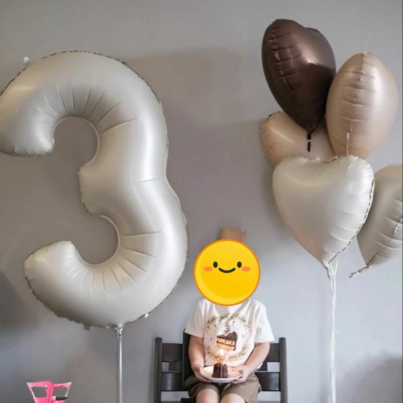 Бытовые баллоны с гелием, баллоны с азотом, насосы для накачивания, инфляторы, гелиевые баллоны для украшения свадебных залов и оформления дней рождения.