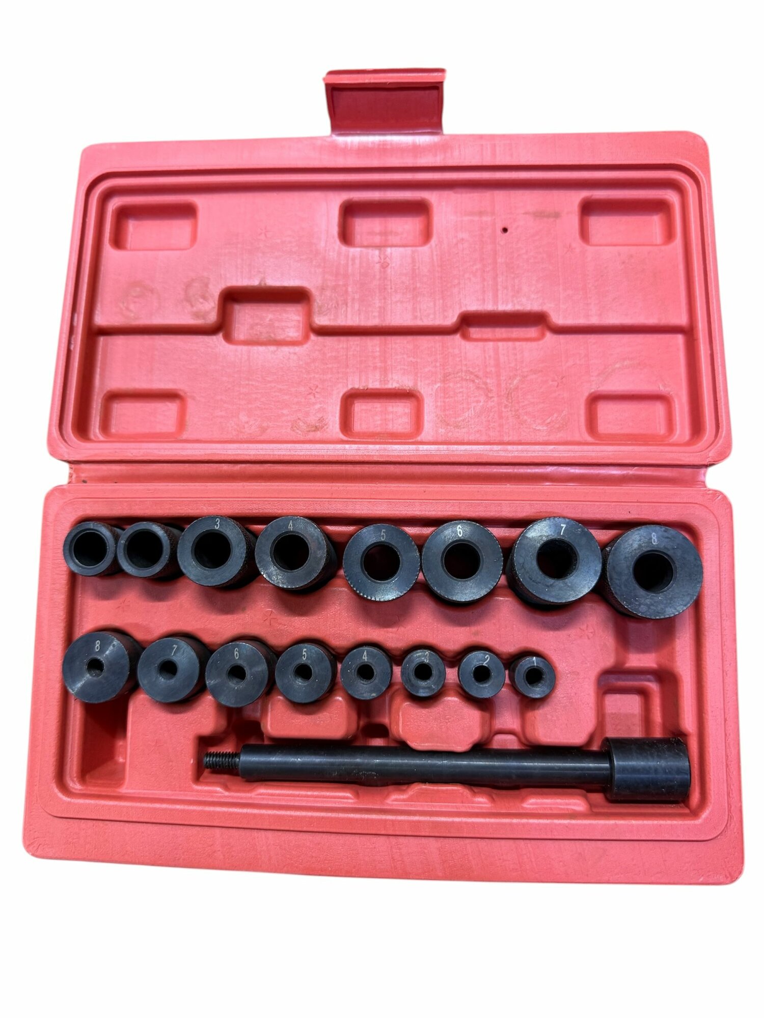 Комплект приспособлений для центровки сцепления, 17 предметов FORCE-VOLGA YZ-6043 (1 держатель, 16 головок)