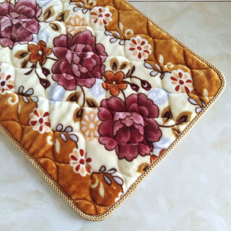 Коричнево-желтый комплект из двух подушек 55x55 см и одной 55x165 см для деревянных стульев, всесезонная,