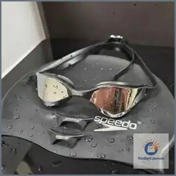 Эксклюзивные плавательные очки Speedo