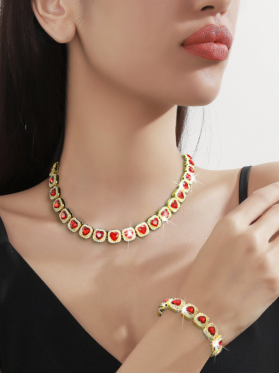 Комплект бижутерии: цепь, горный хрусталь