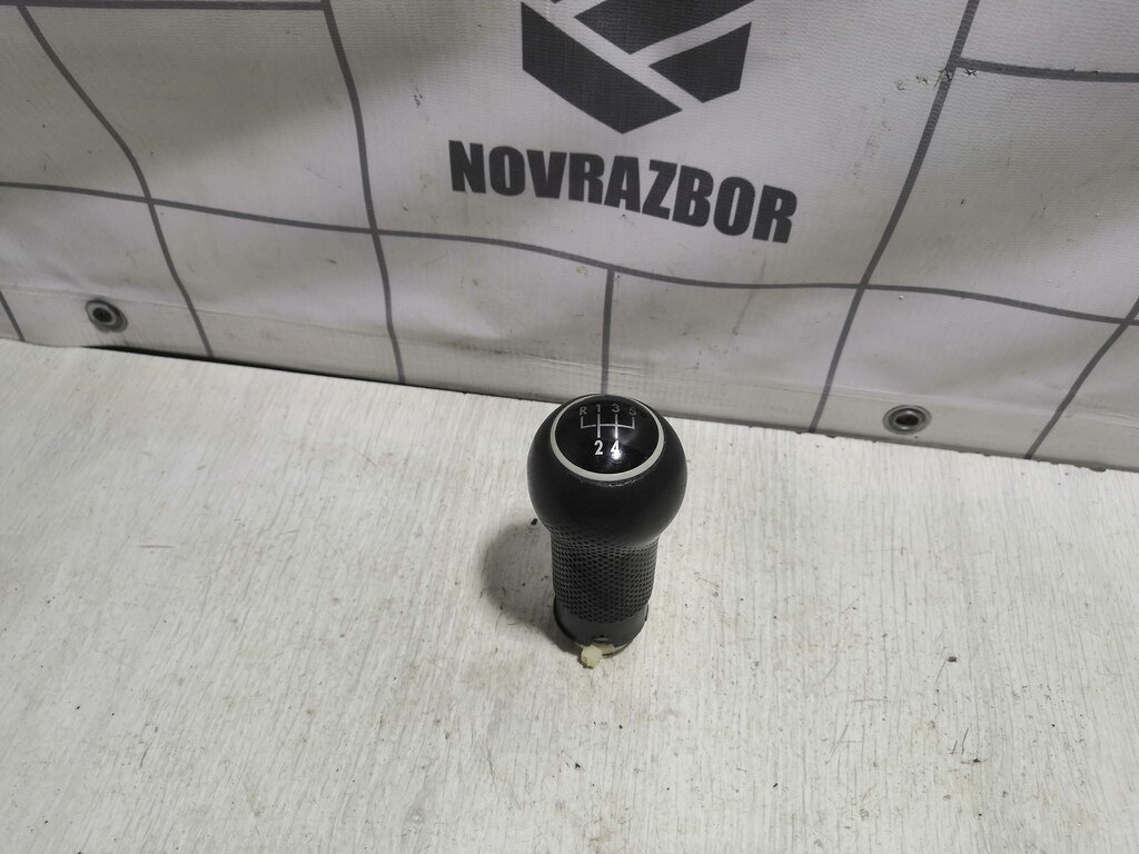 Рукоятка рычага КПП VW Golf 4 Bora 97-05