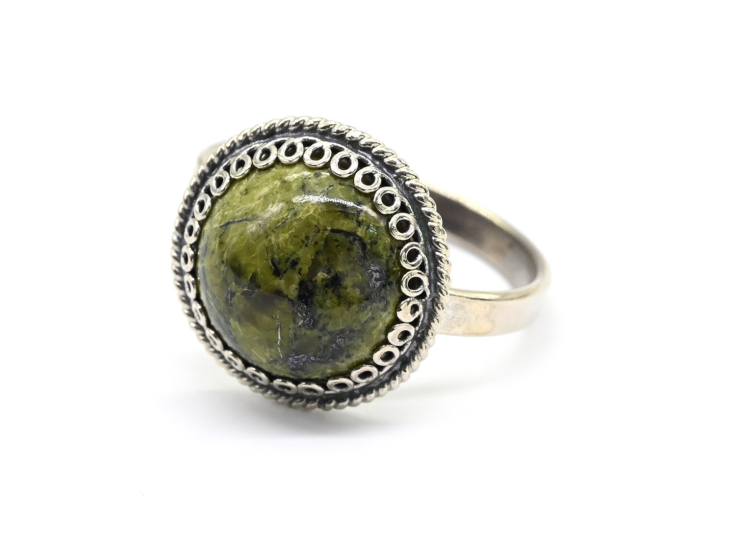 Кольцо, змеевик