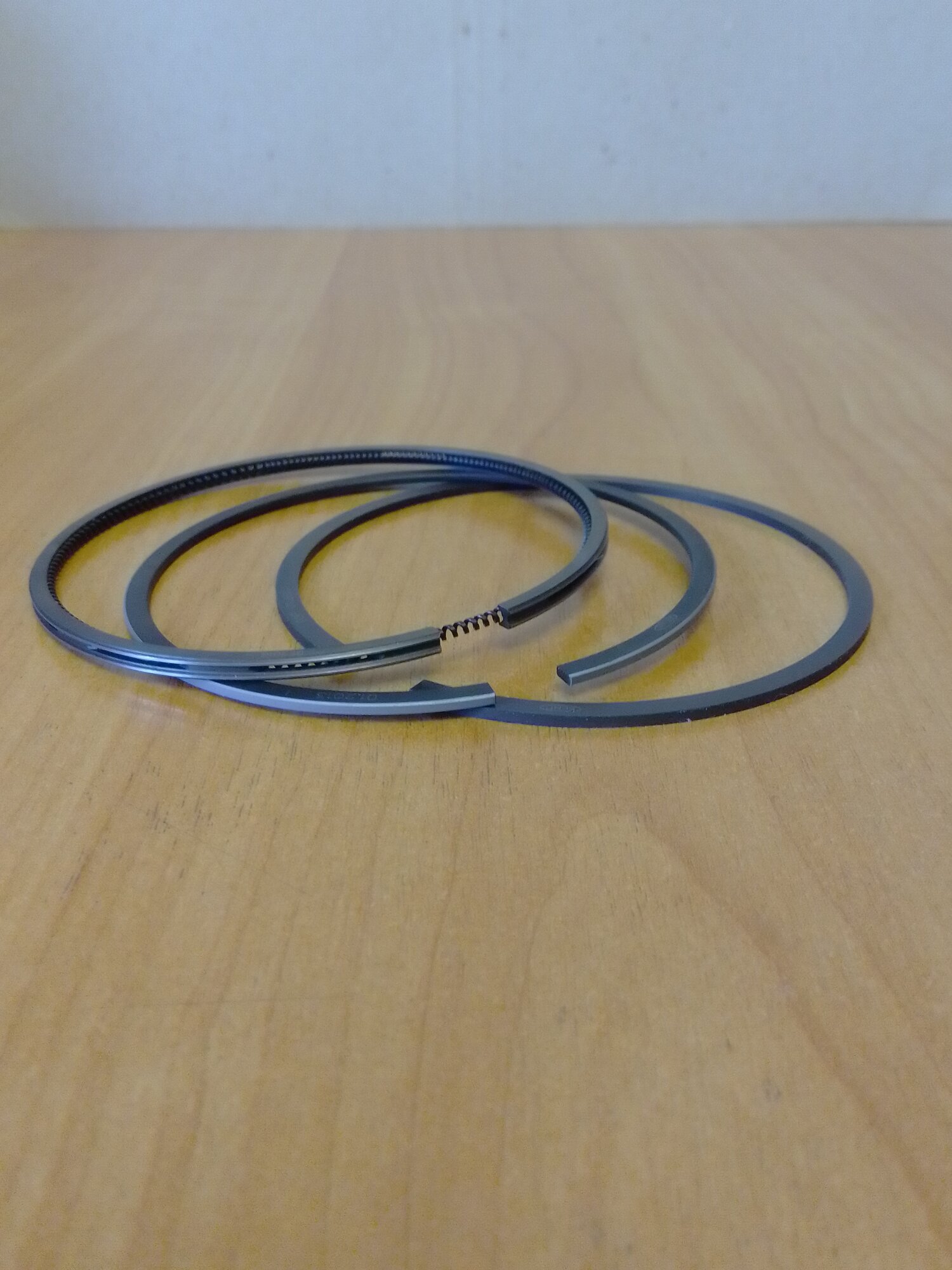 Кольца поршневые на Газель, Волга, УАЗ 95.5 мм на 1 поршень. KENO. 405.1000100