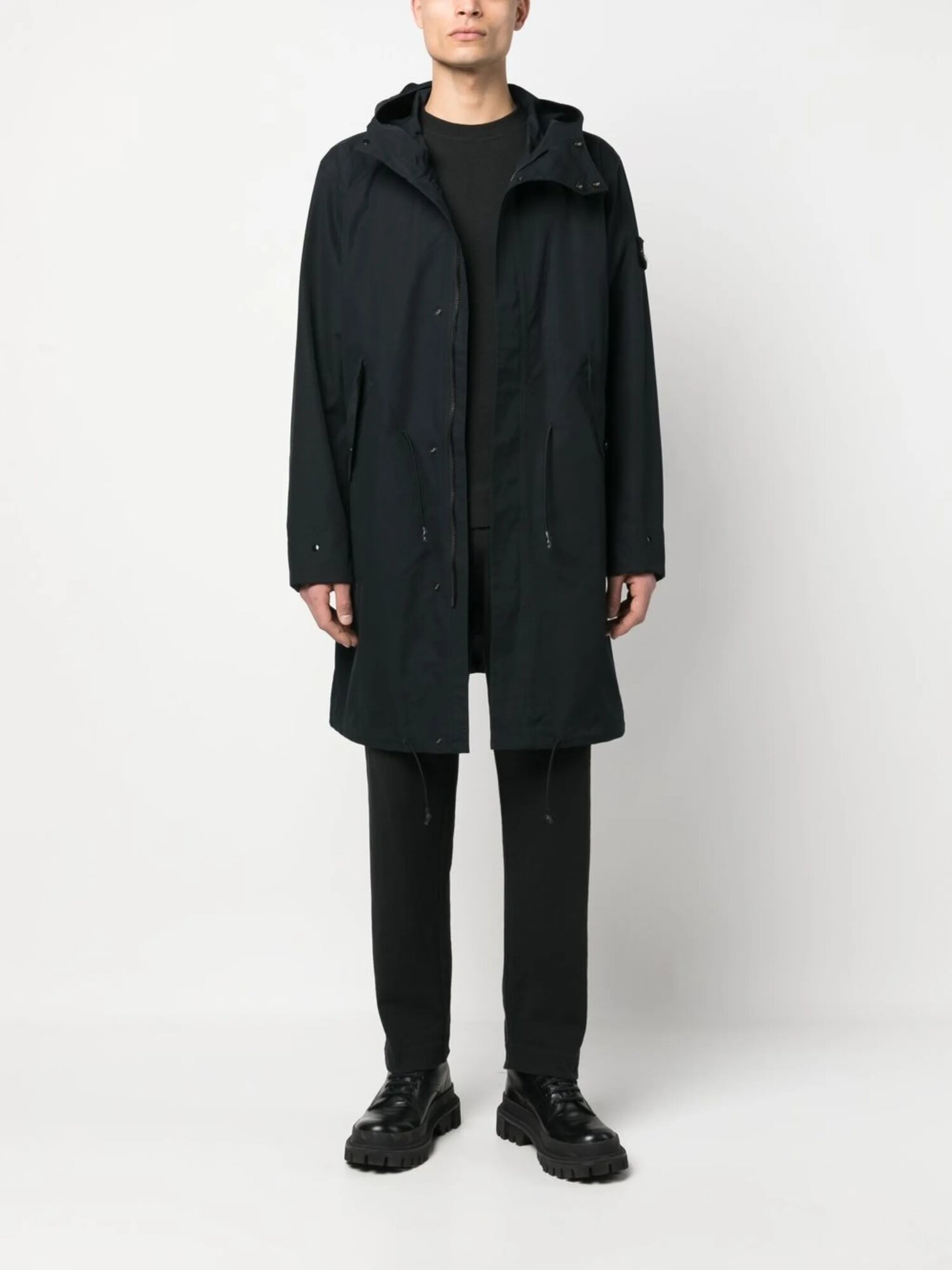 Пальто Stone Island Compass-patch long-sleeved coat, размер M, black / black — фото 1