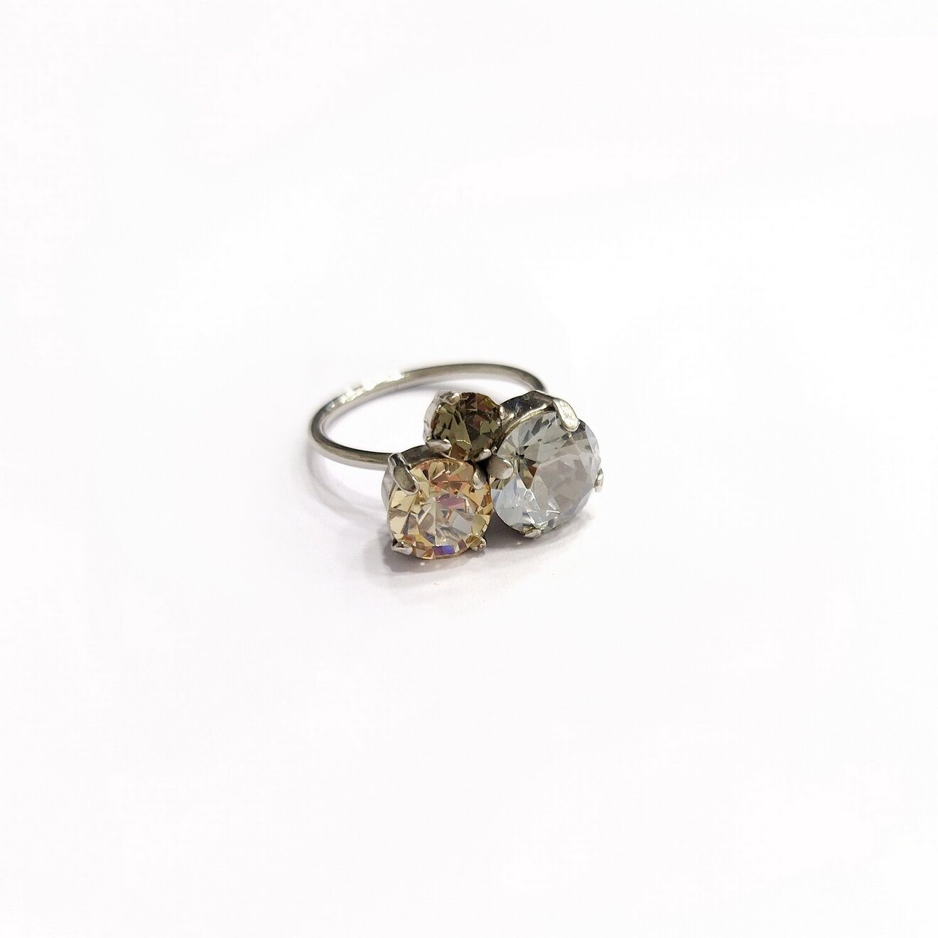 Кольцо, кристалл