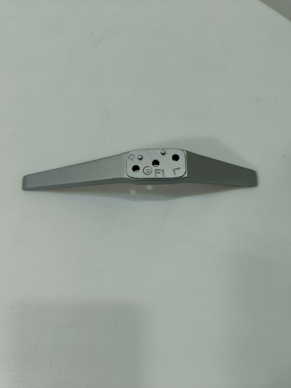 Ножка для LED-телевизора Hyundai H-LED 43 EU 1312, пластик, серая, левая(L)