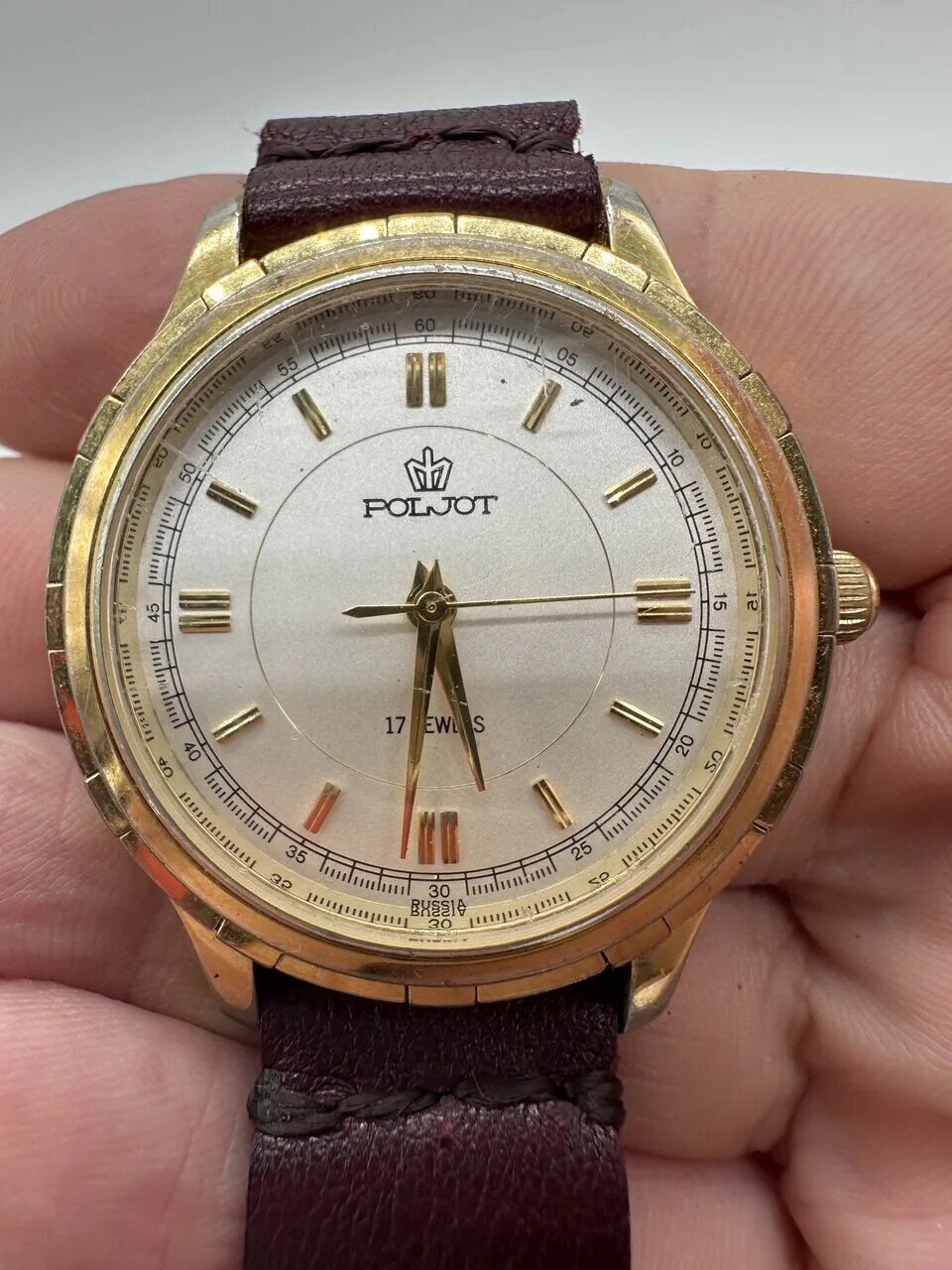 Наручные часы