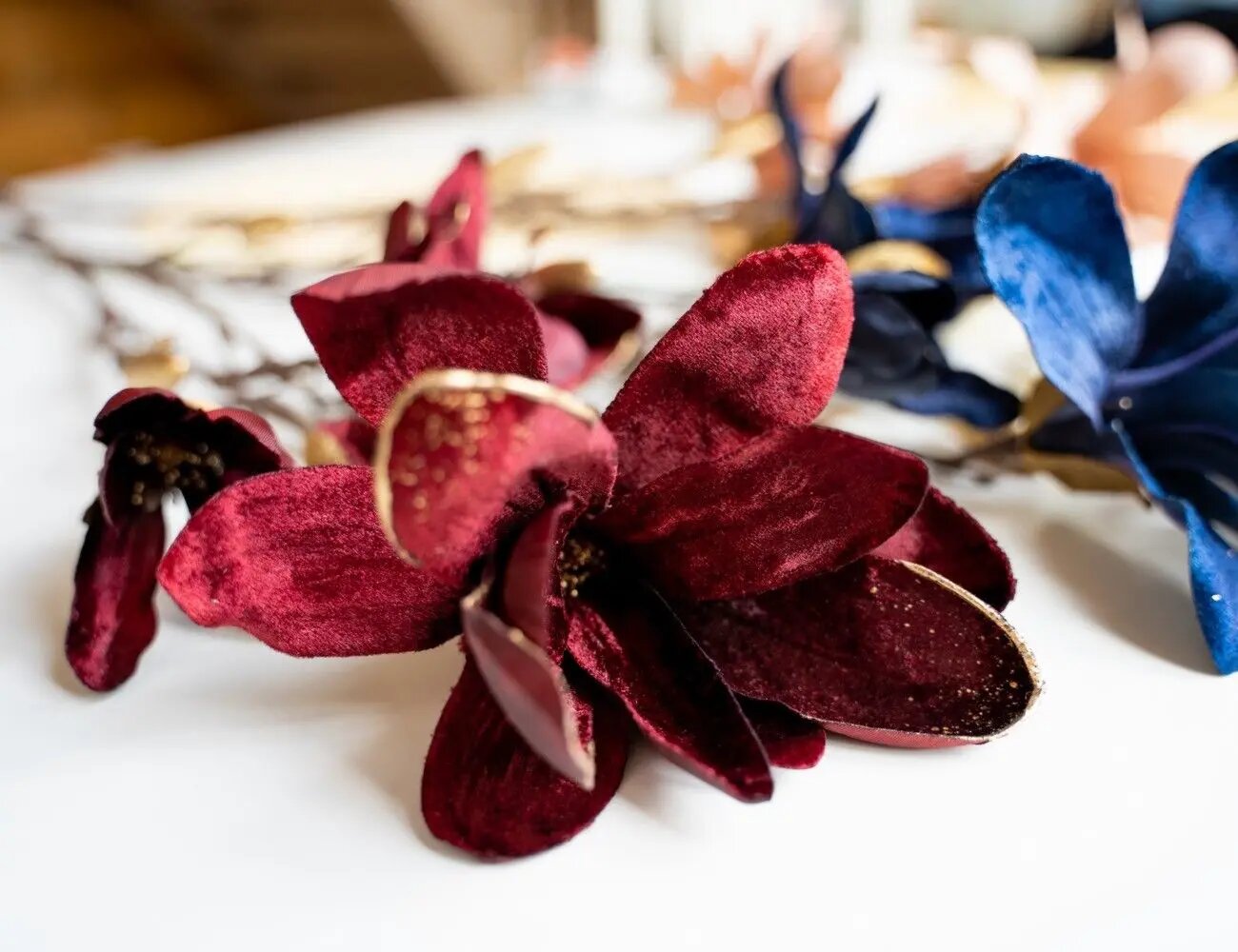 Декоративная ветка романтичная магнолия, вельвет, бургунди, 86 см, EDG