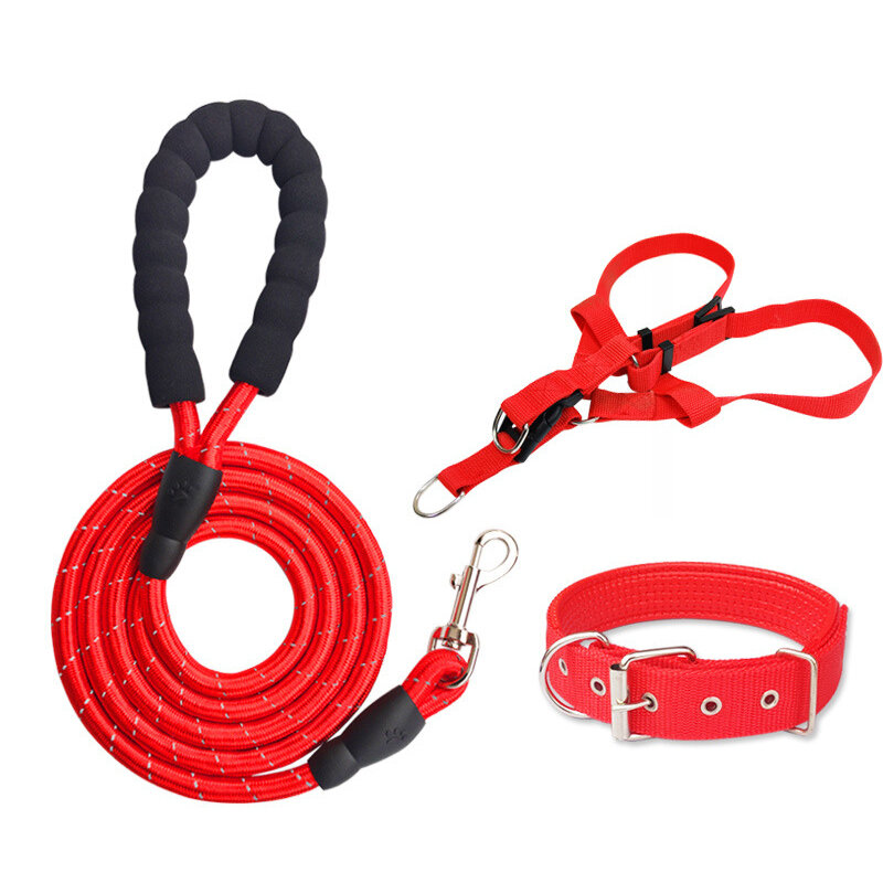 Легкая веревка премиум-класса не повредит вашей руке, если ваш приятель-кинолог потянет ее слишком сильно.