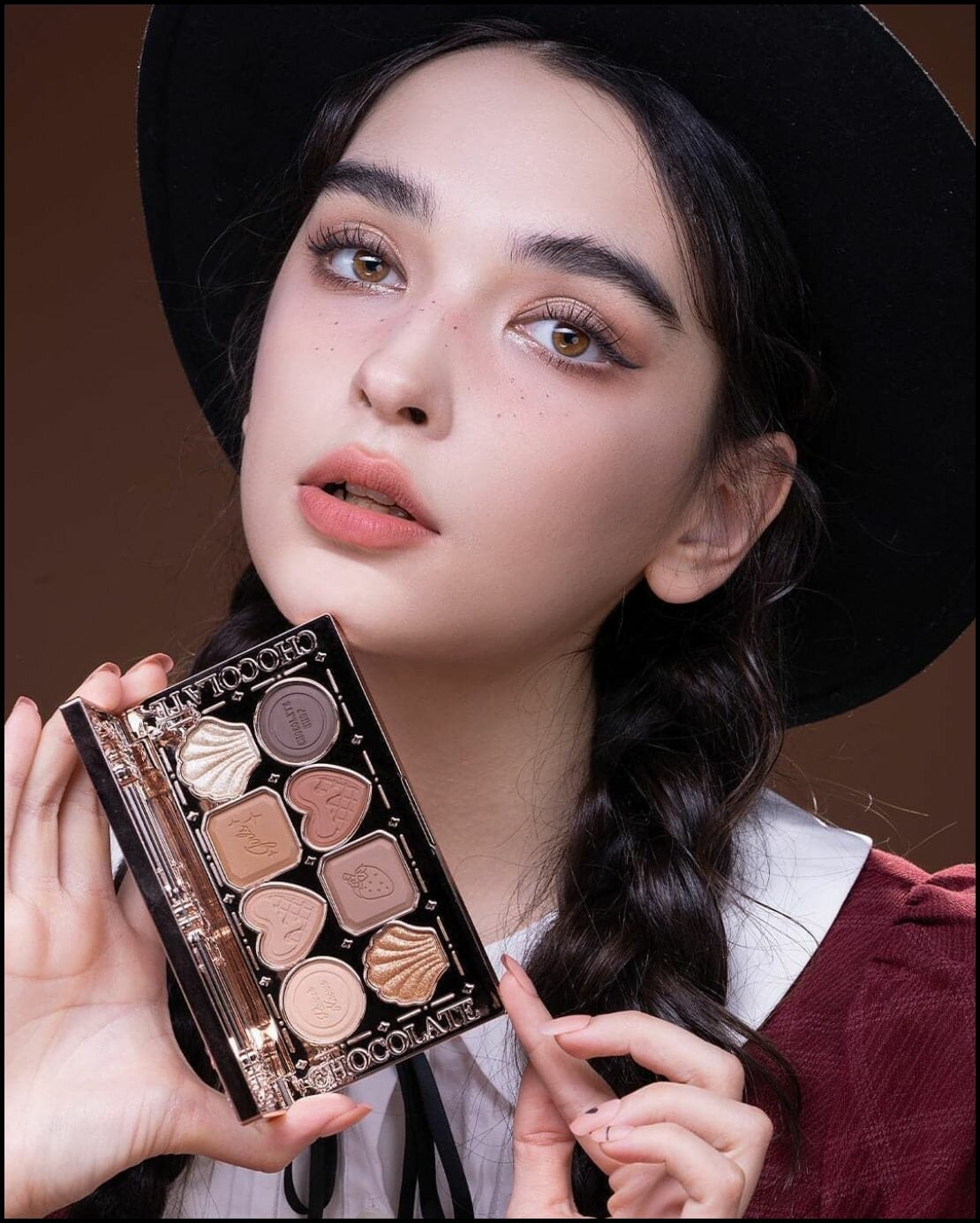 Flower Knows, палетка теней для век Chocolate Wonder-Shop
