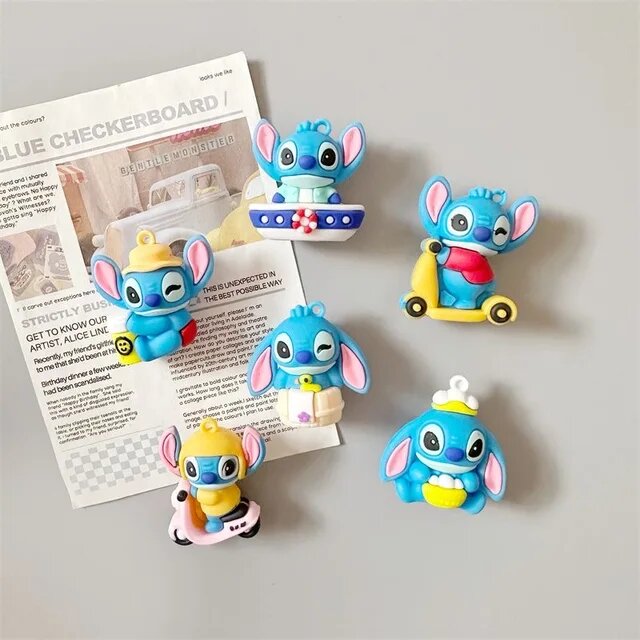 Набор из 6 предметов, мини-модель куклы Disney Stitch, милый магнит на холодильник, мультяшная игрушка, сильный магнит, детский друг, небольшой подарок,