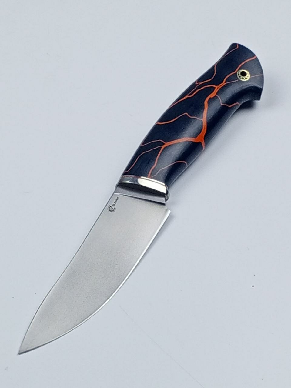 Нож из стали Elmax Кайман, рукоять литье мельхиор, микарта .