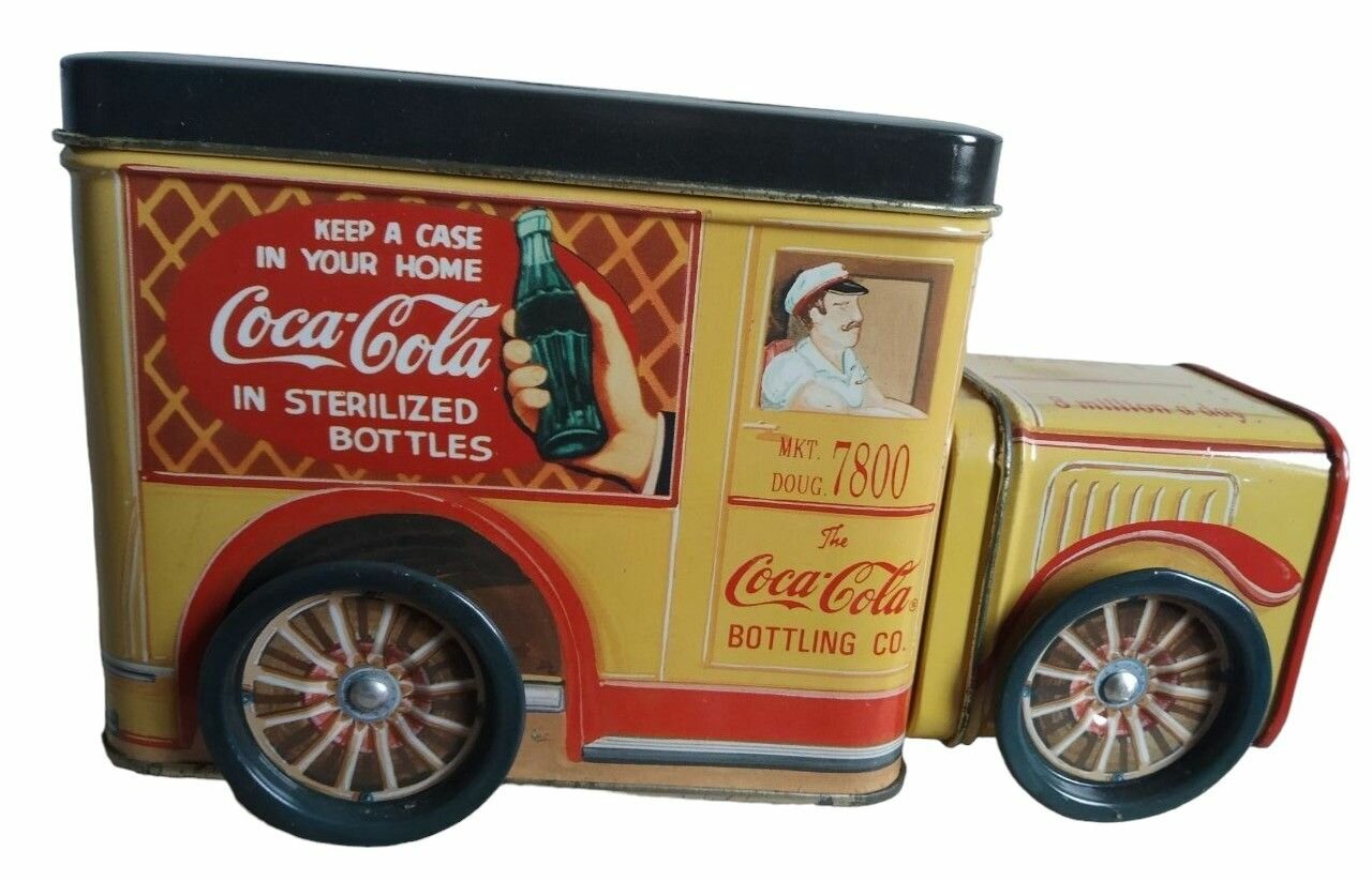 Жестяная винтажная банка Coca Cola