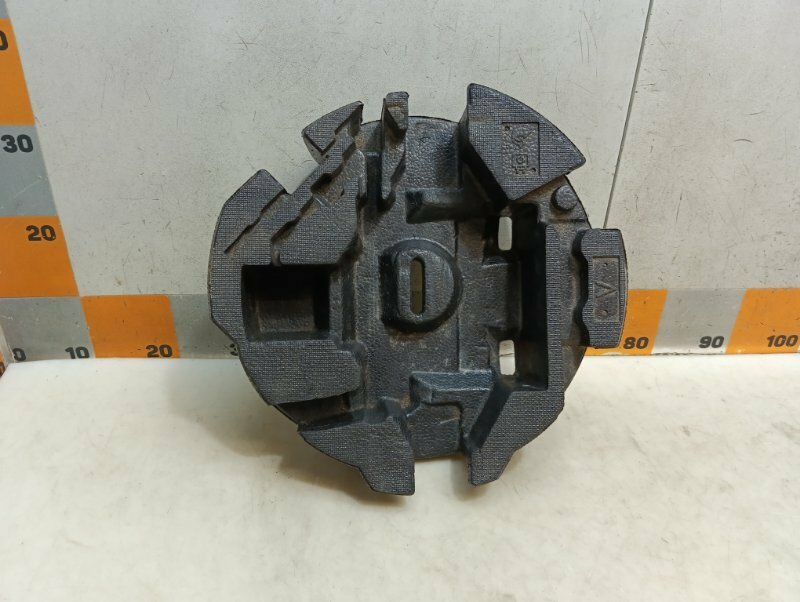 Б/У Ящик для инструментов Subaru Legacy 2010 BRD 448037 SUBARU арт. 97035AJ000