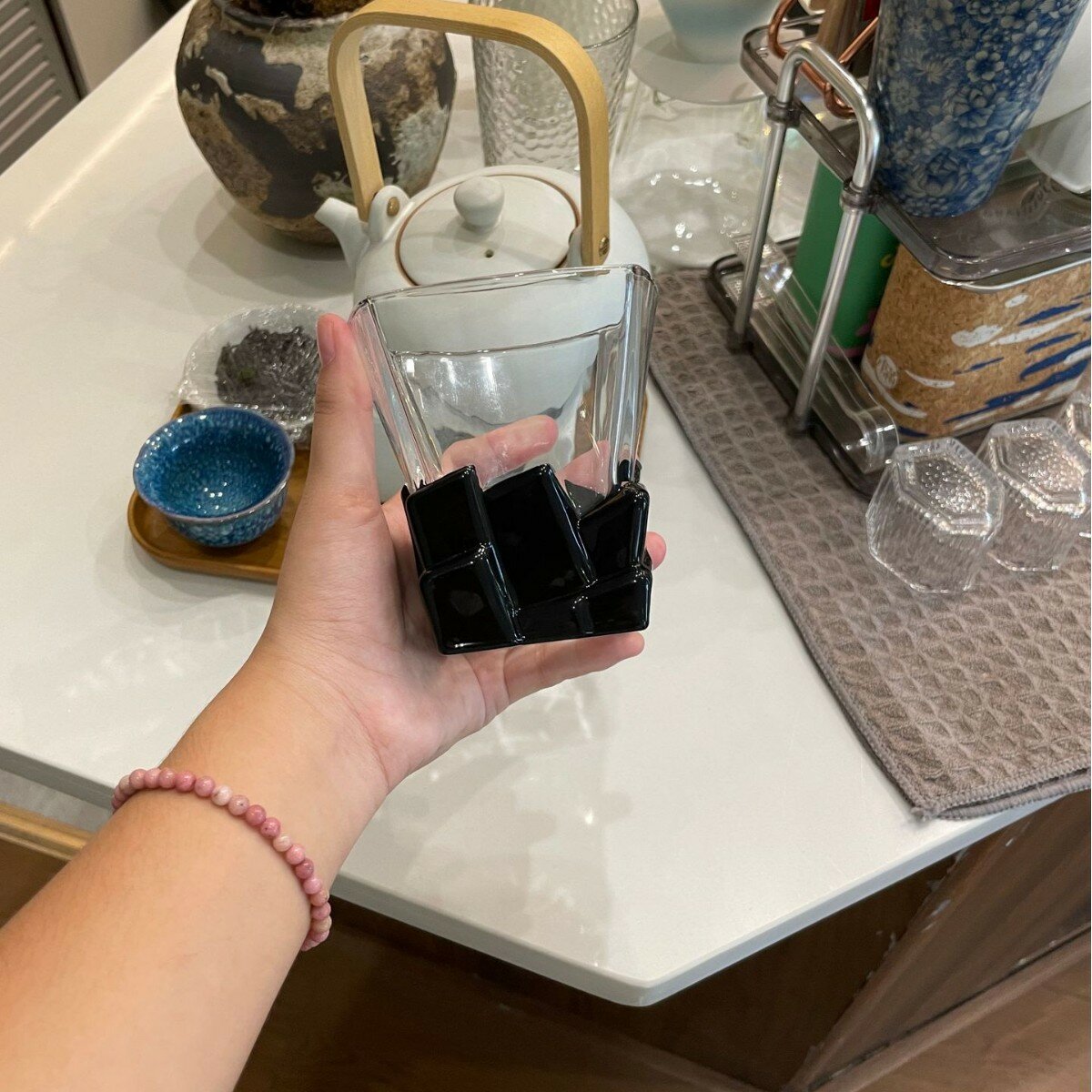 Цветной стеклянный стакан, нерегулярный цветной блок, стакан для воды, стакан для холодных напитков, стакан для сока, летний домашний радужный стакан для питья