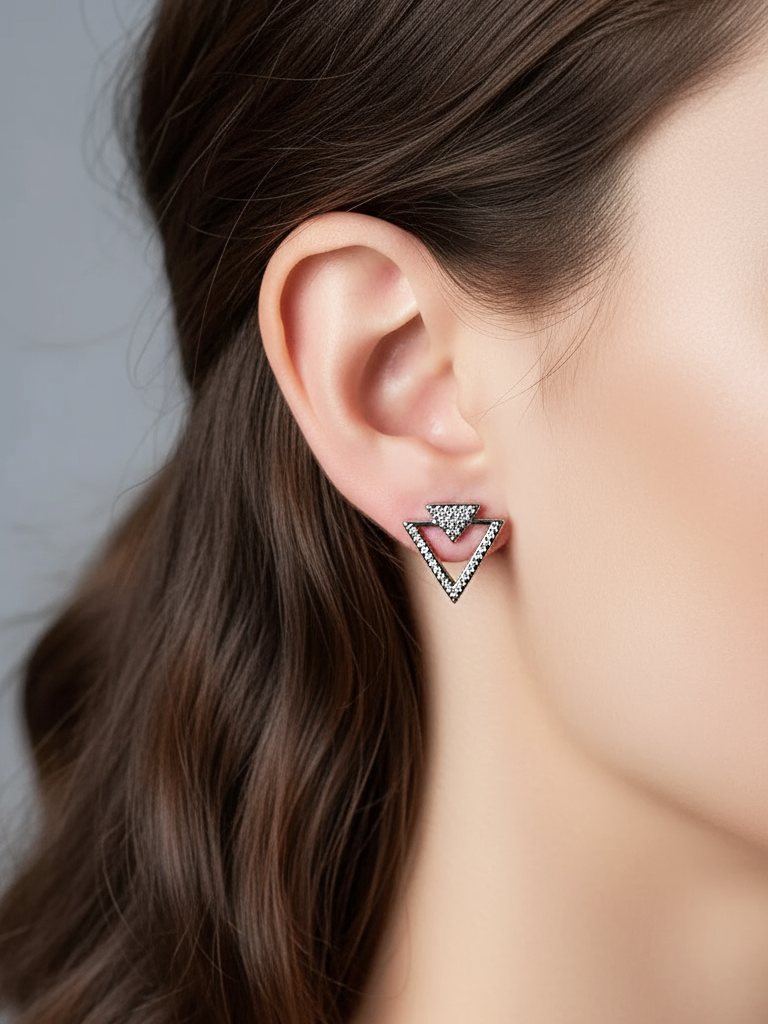 Серьги пусеты, кристаллы Swarovski