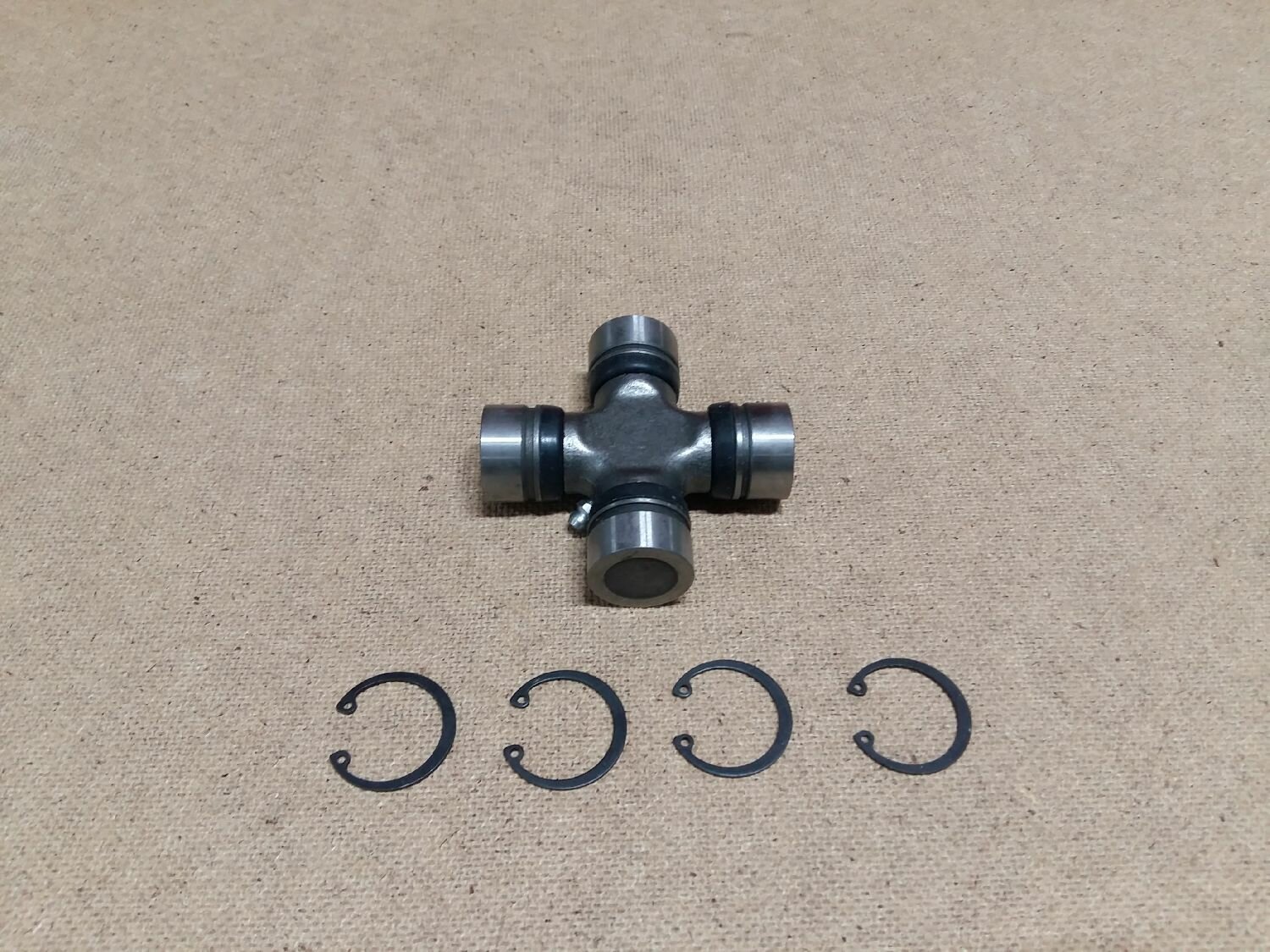 Крестовина заднего карданного вала в сборе 4/4 HOVER, SAFE d27 l82 (2201300-K00-A1)