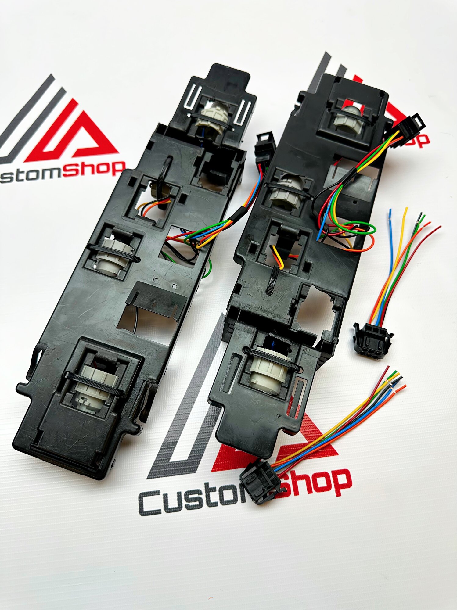 Платы задних фонарей под патрон 2108 / 2109 / 21099 / 2113 / 2114 + фишки для подключения